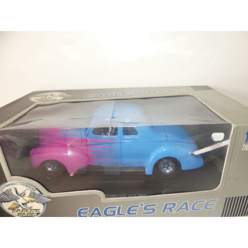 FORD DELUXE HOT ROD Bleu et Rose EAGLE RACE 1:18 de reference
